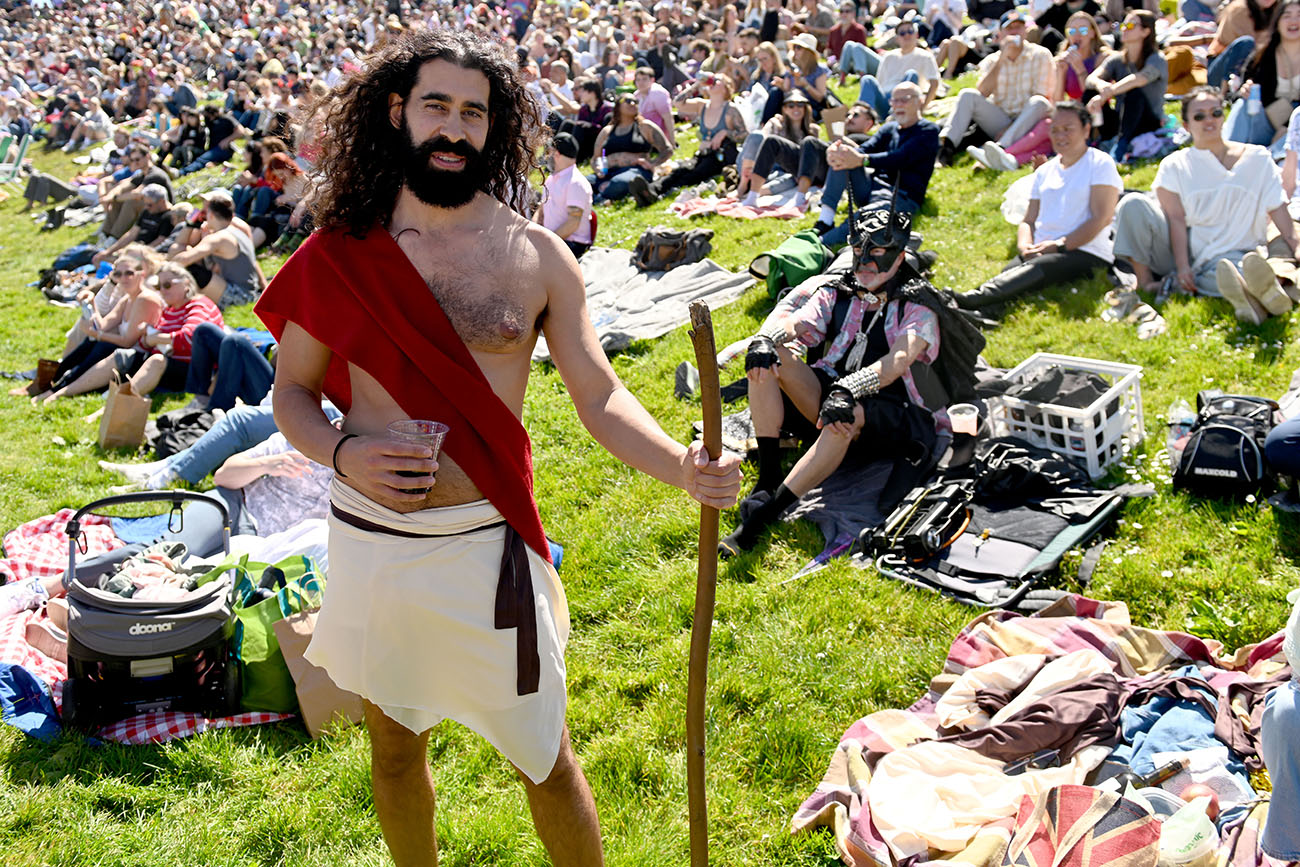Photos: Thousands attend Hunky Jesus contest in Dolores Park