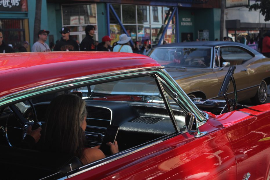 Selena fans line Mission Street to celebrate in lowrider fashion