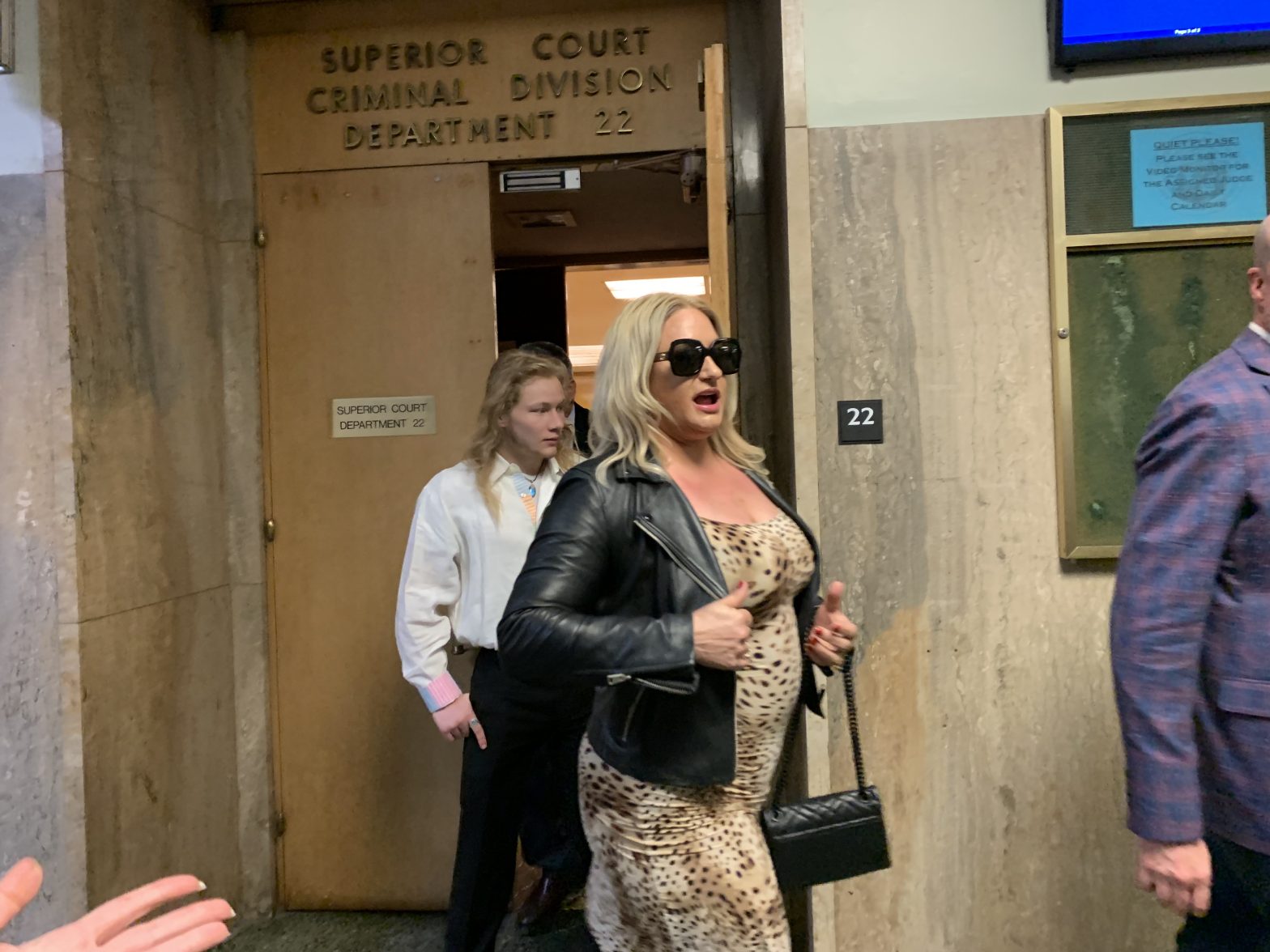 Sparks fly between Lee, Momeni families in court