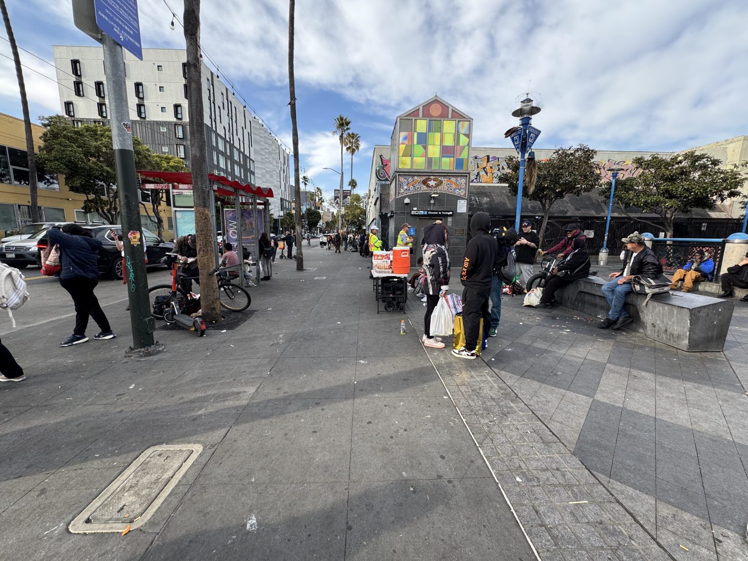 10 hours at 16th & Mission, San Francisco's newest 'troubled spot'