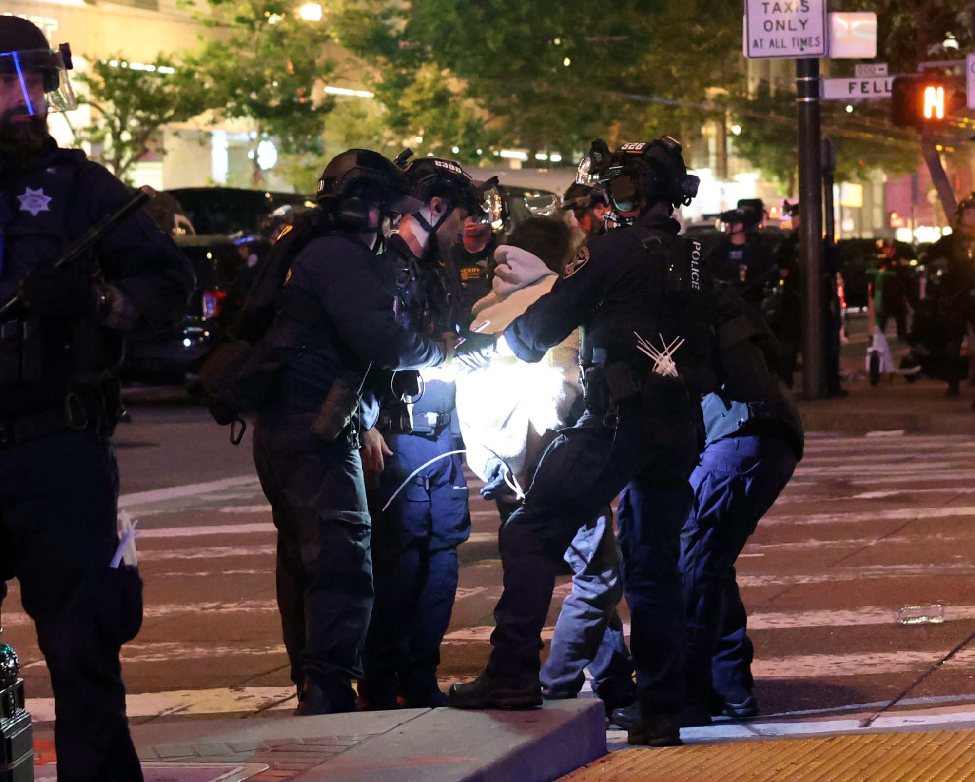 SFPD arresting dozens in 2nd night of mass protests against ICE