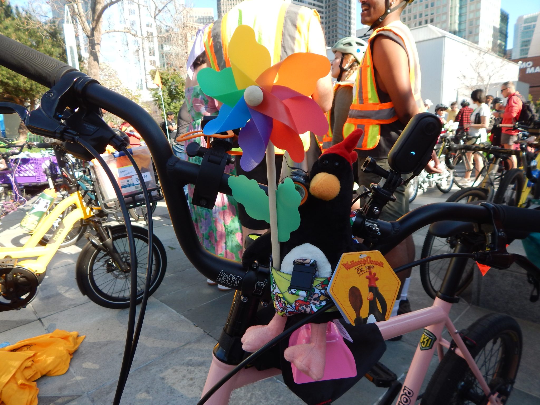 S.F.'s first-ever Black history bike ride pedals off in Bayview