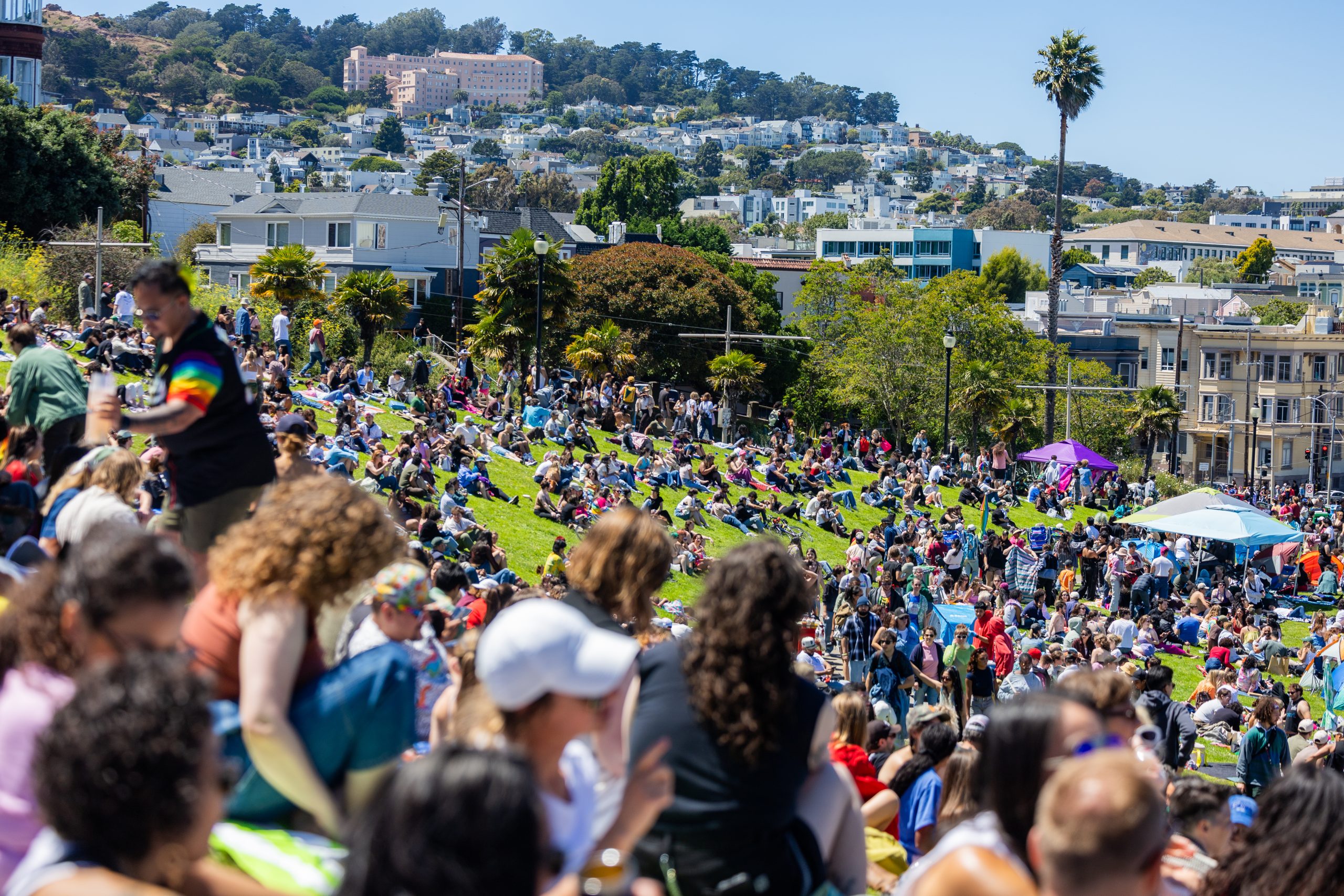 🌈 Photos: San Francisco Pride 2026, frame by frame - Mission Local